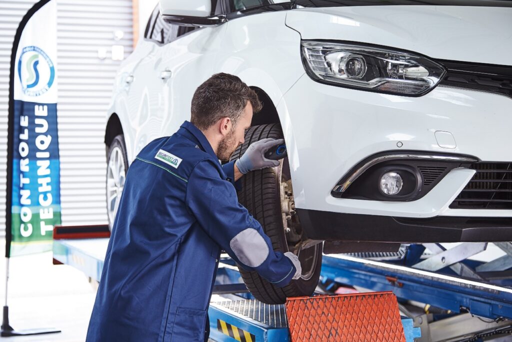 Le groupe SGS recherche ses futurs contrôleurs - Journal Auto