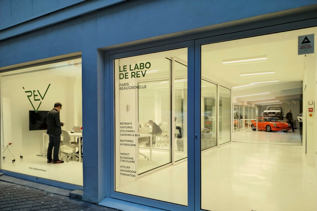Rev Mobilities inaugure son showroom parisien - Journal Auto