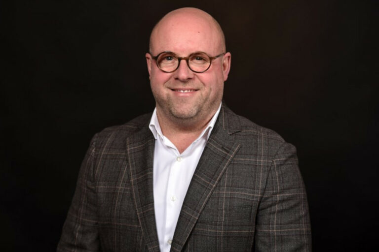 Alexis Fetzer nommé directeur après-vente de Porsche France - Journal Auto