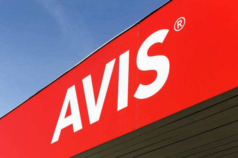 Avis Group se dote d'une carte d'abonnement à la location