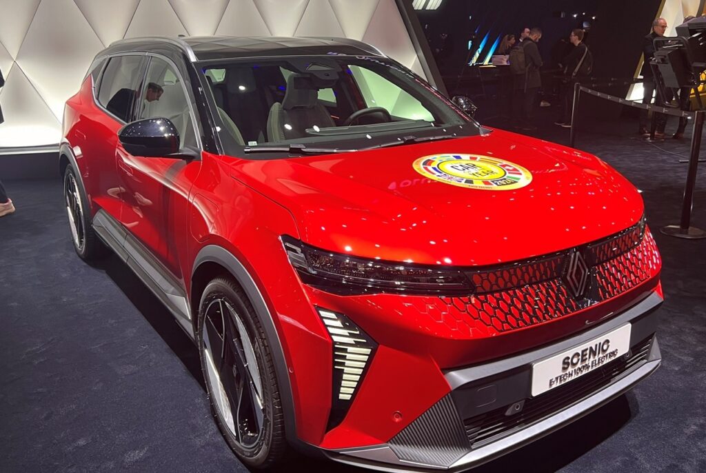Le Renault Scenic E-Tech élu Voiture de l'Année 2024 Le Renault Scenic E-Tech élu Voiture de l'Année 2024
