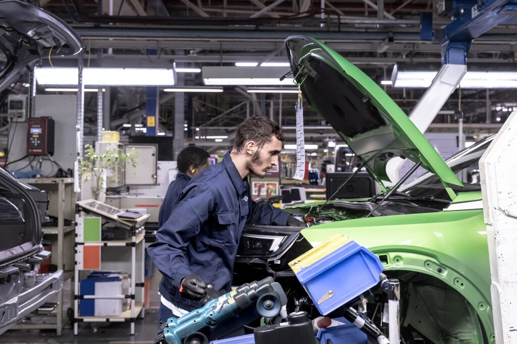 Le site Stellantis de Poissy pourrait accueillir le futur stade du PSG