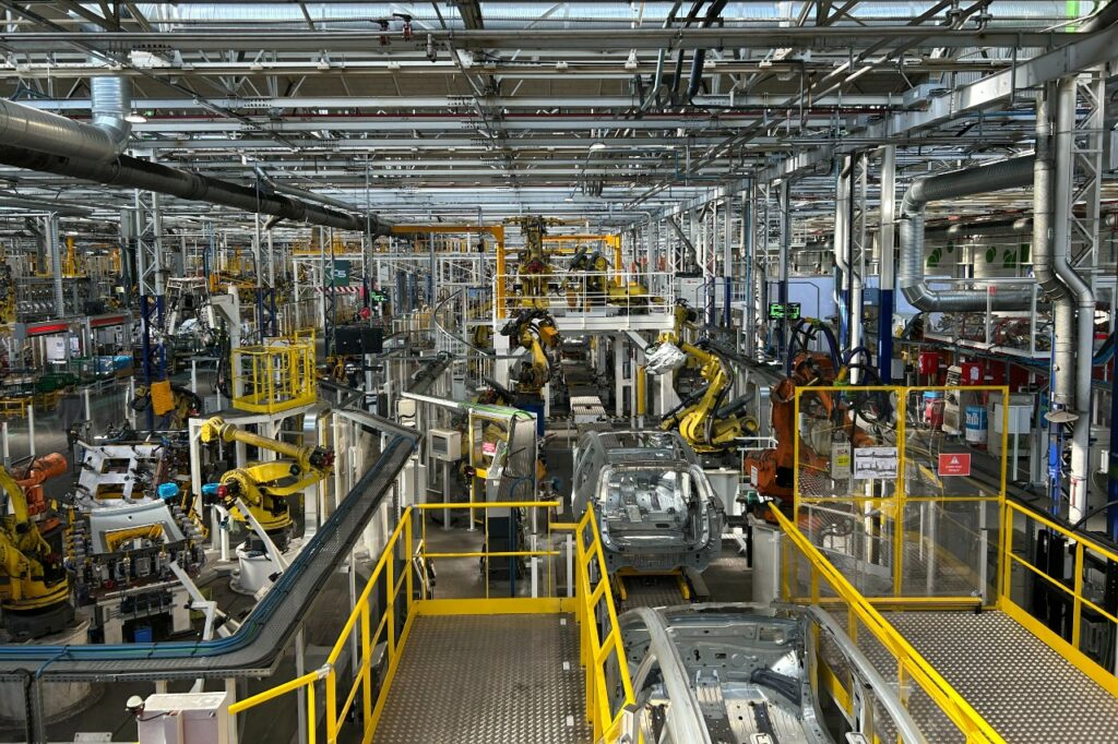 L’usine Stellantis de Rennes-La Janais entame la production du C5 Aircross
